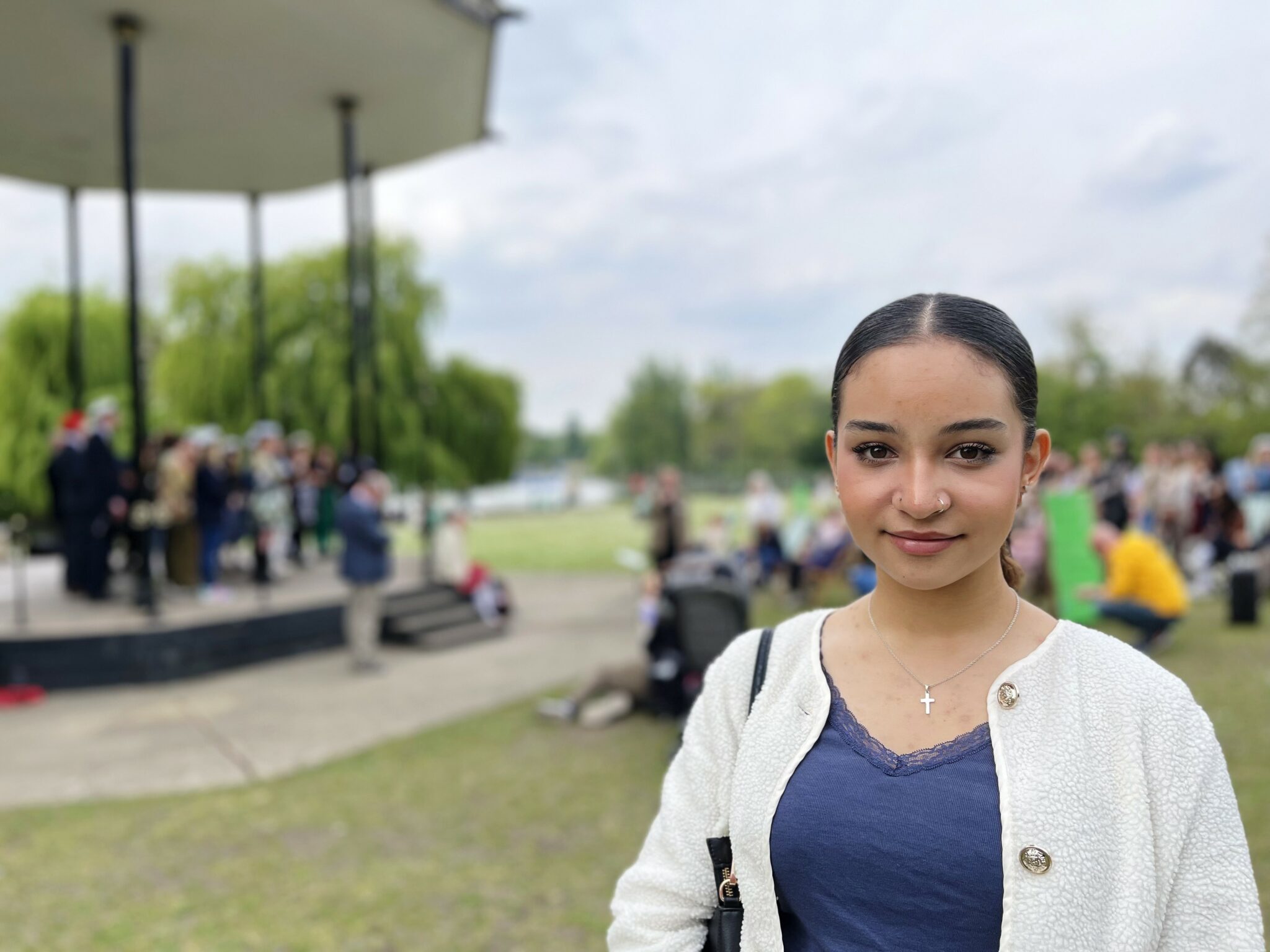 Maya, ung i London - Vart jag mig i världen vänder